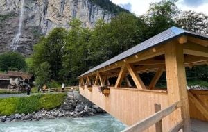 Wooden side bridge - Online Jigsaw Puzzles