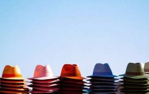 Hats fashion headdress - Online Jigsaw Puzzles