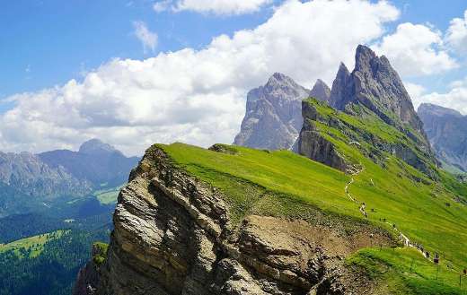 Jigsaw Puzzles Natural Scenery. Online Jigsaws of beautiful nature scenes.